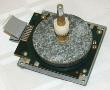 How to lubricate motor, etc in Turntables. | HiFiVision.com